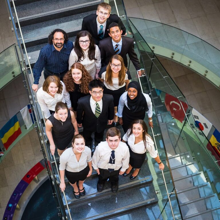 Past Teams – Team Canada Debate